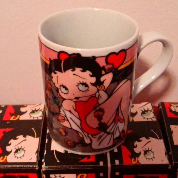 Betty Boop | Kitchen | Betty Boop Mugs | Poshmark